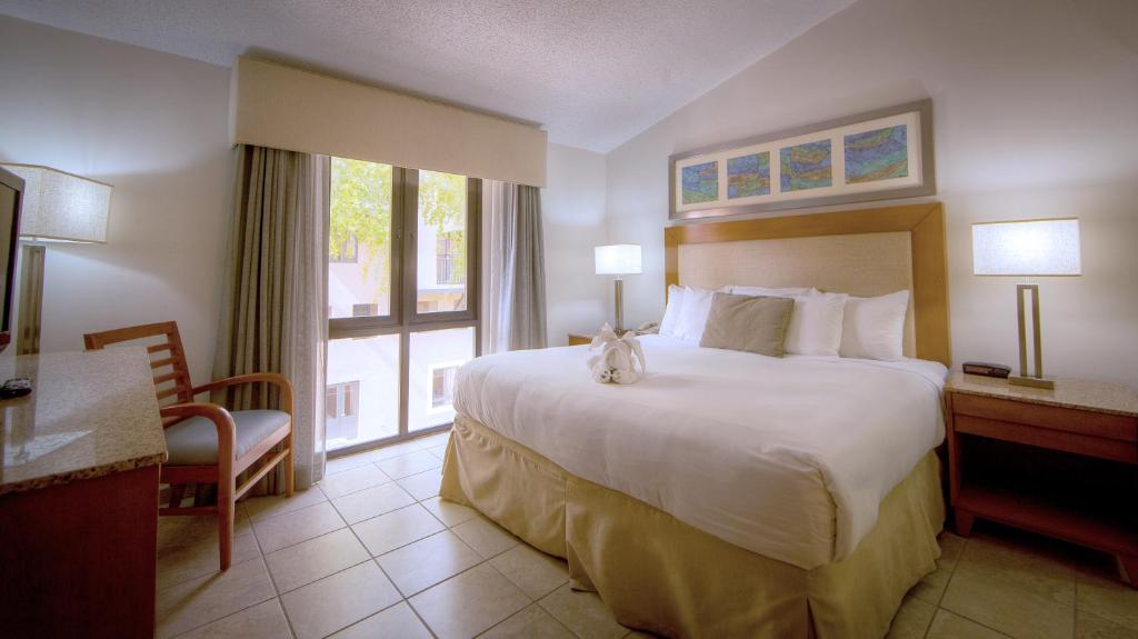 Park Royal Homestay Club Cala Puerto Rico - American Vacation Marketing