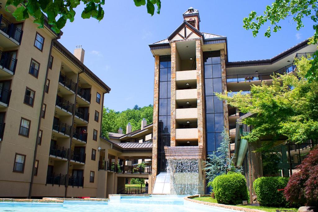 Exploria Resorts at Gatlinburg Town Square - American Vacation Marketing
