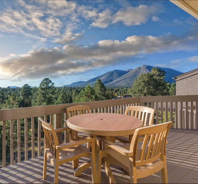Wyndham Flagstaff - American Vacation Marketing