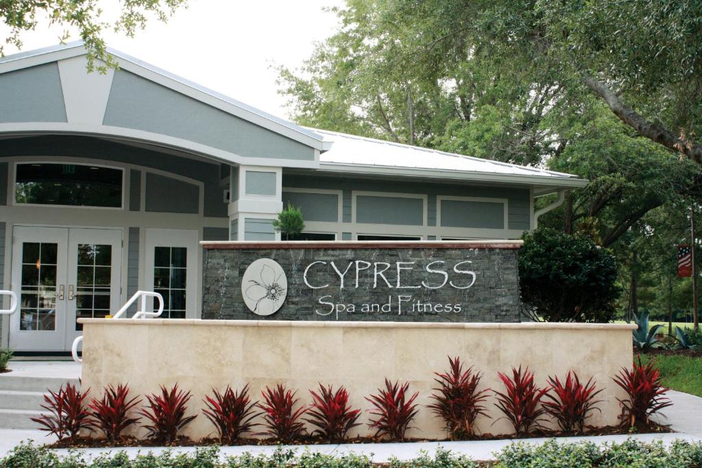 Marriott's Cypress Harbour Villas - American Vacation Marketing